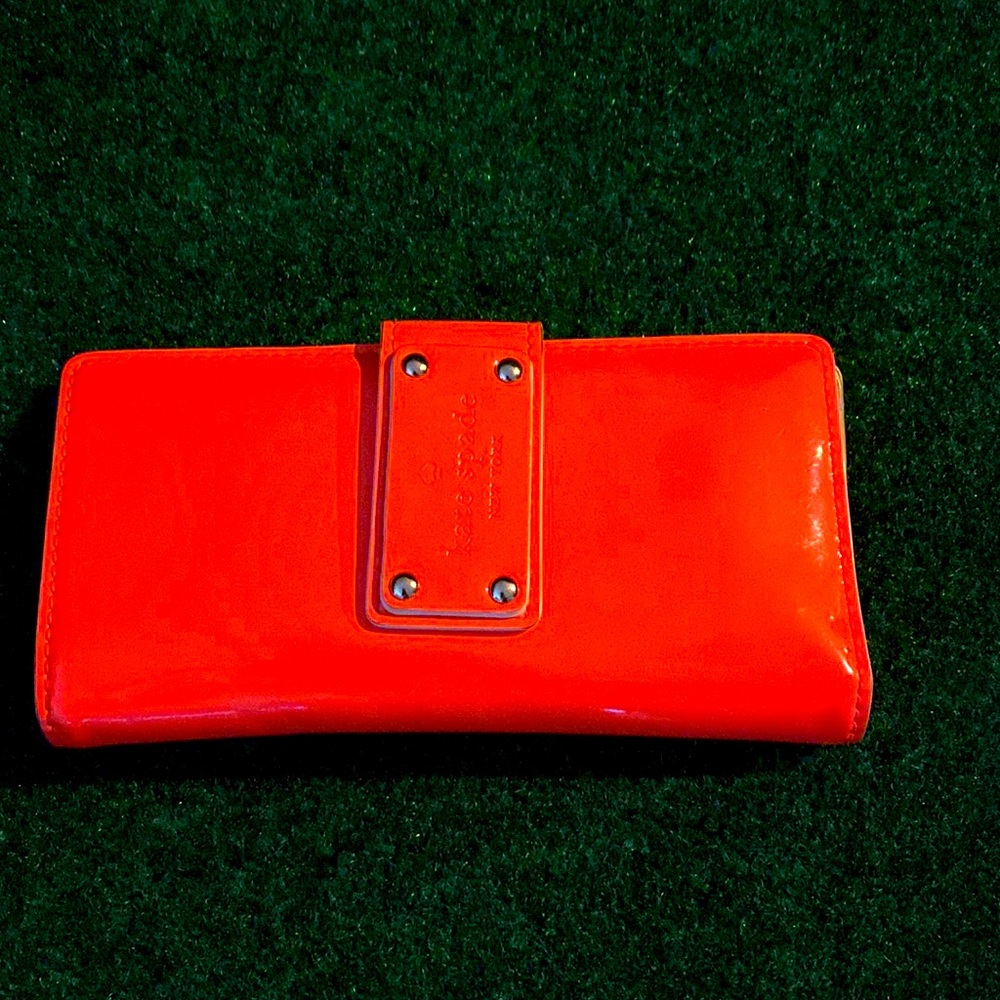 Kate Spade Fluorescent Coral Patent Leather Long Wall… - Gem